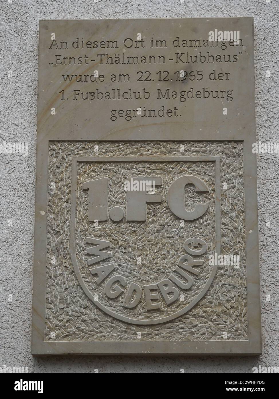 Plaque unveiled commemorating hi-res stock photography and images - Alamy