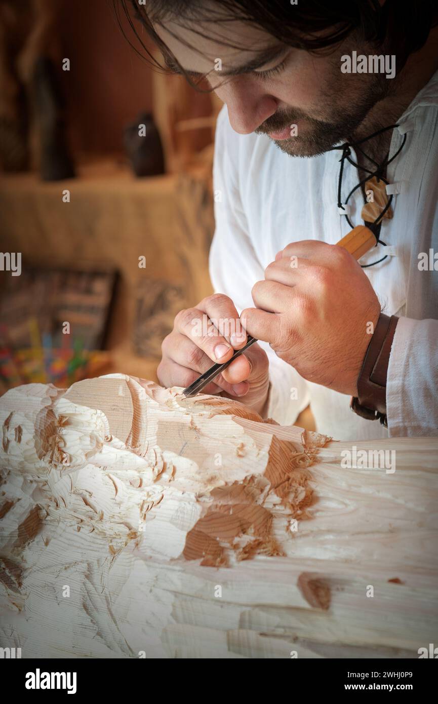 Tallando hi-res stock photography and images - Alamy