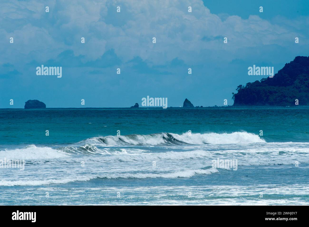 Carate beach hi-res stock photography and images - Alamy