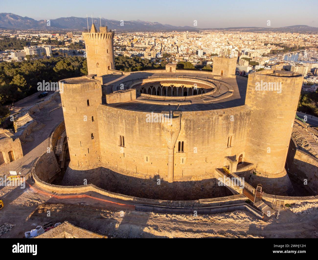 Bellver castle and the city of Palma in the background Stock Photo - Alamy