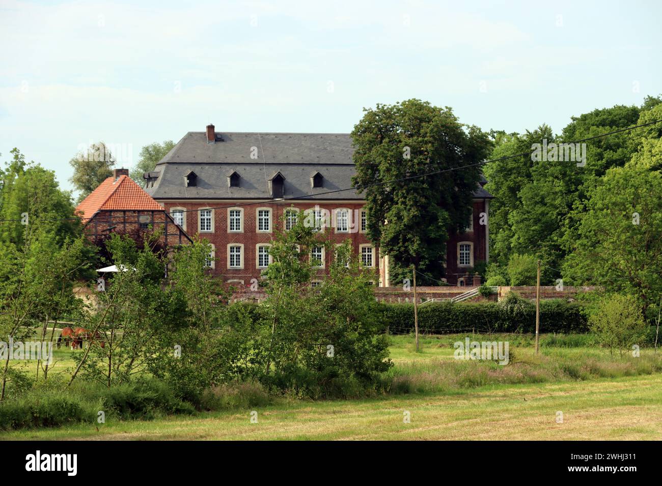 Haus geist hi-res stock photography and images - Alamy