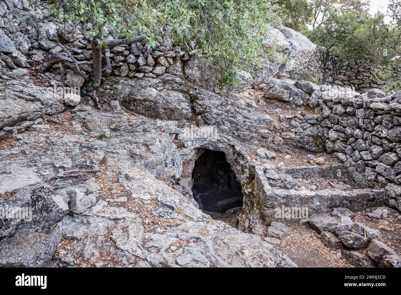 Cova de sâ€™ErmitÃ Guillem Stock Photo - Alamy