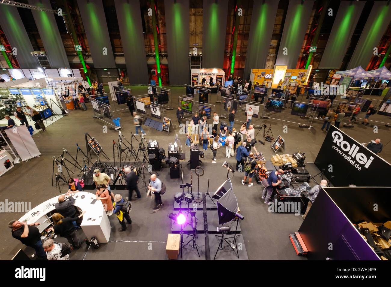 Adventure exhibition hi-res stock photography and images - Alamy