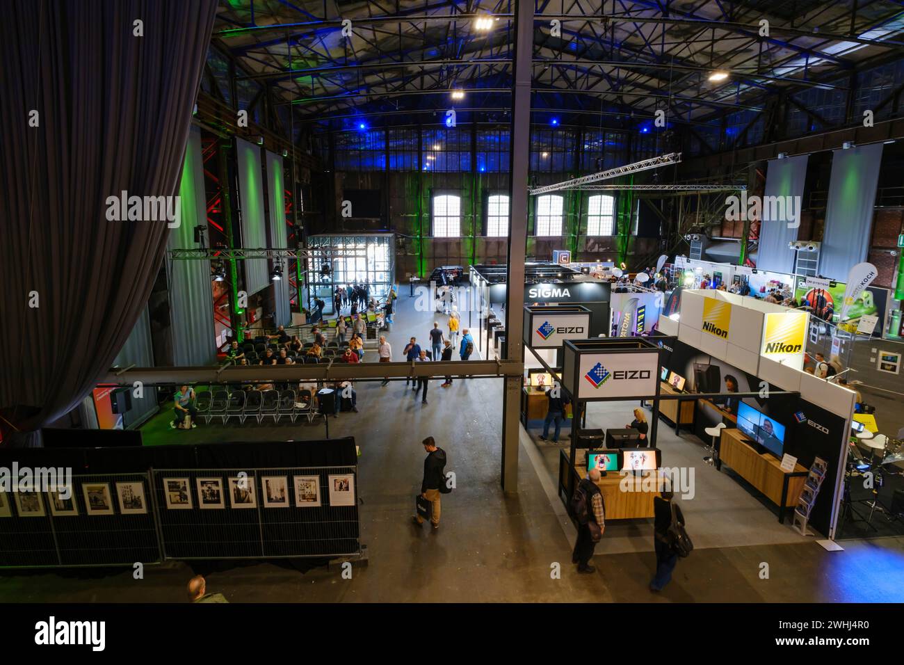 Adventure exhibition hi-res stock photography and images - Alamy