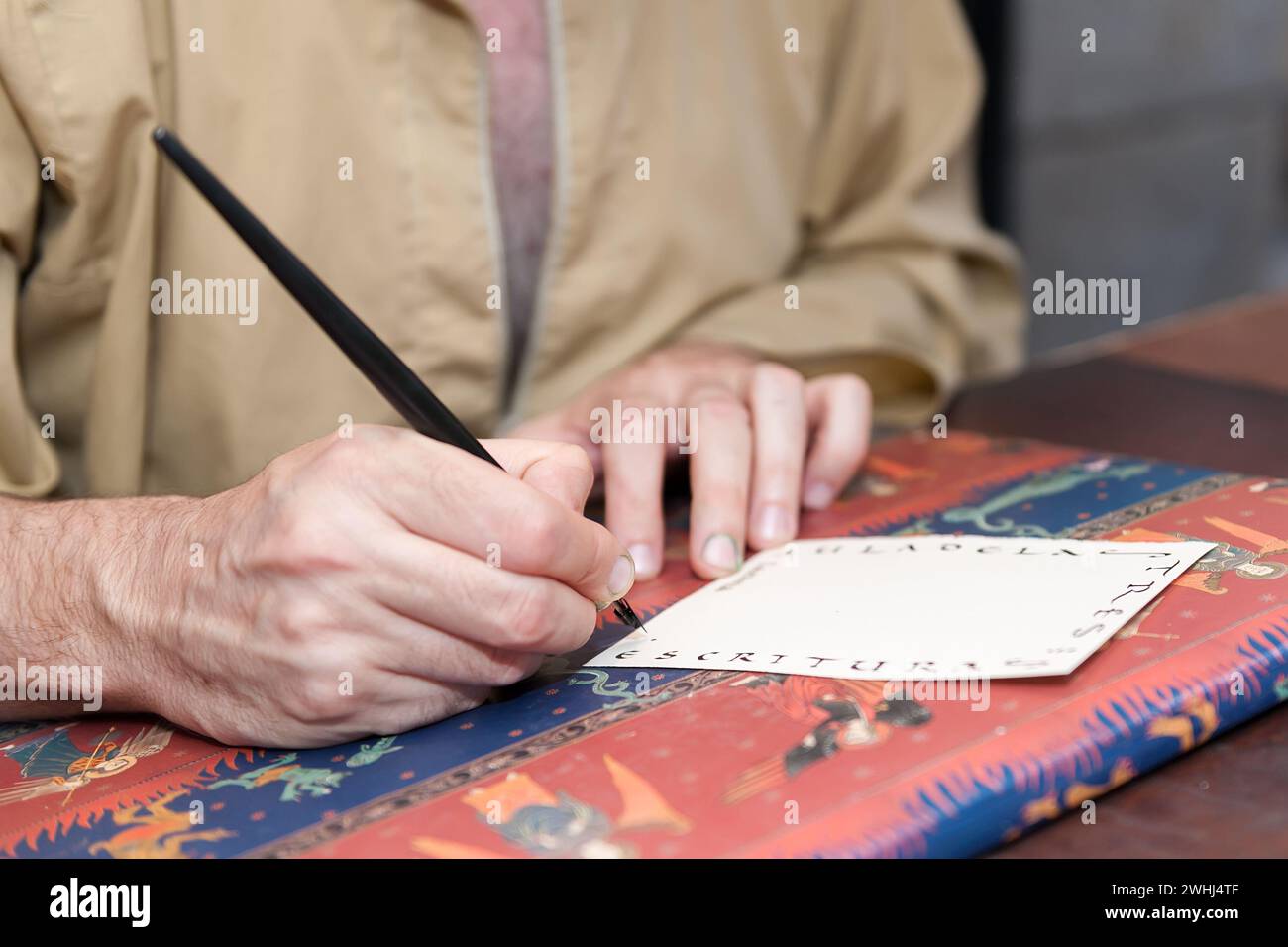 Literatura medieval hi-res stock photography and images - Alamy