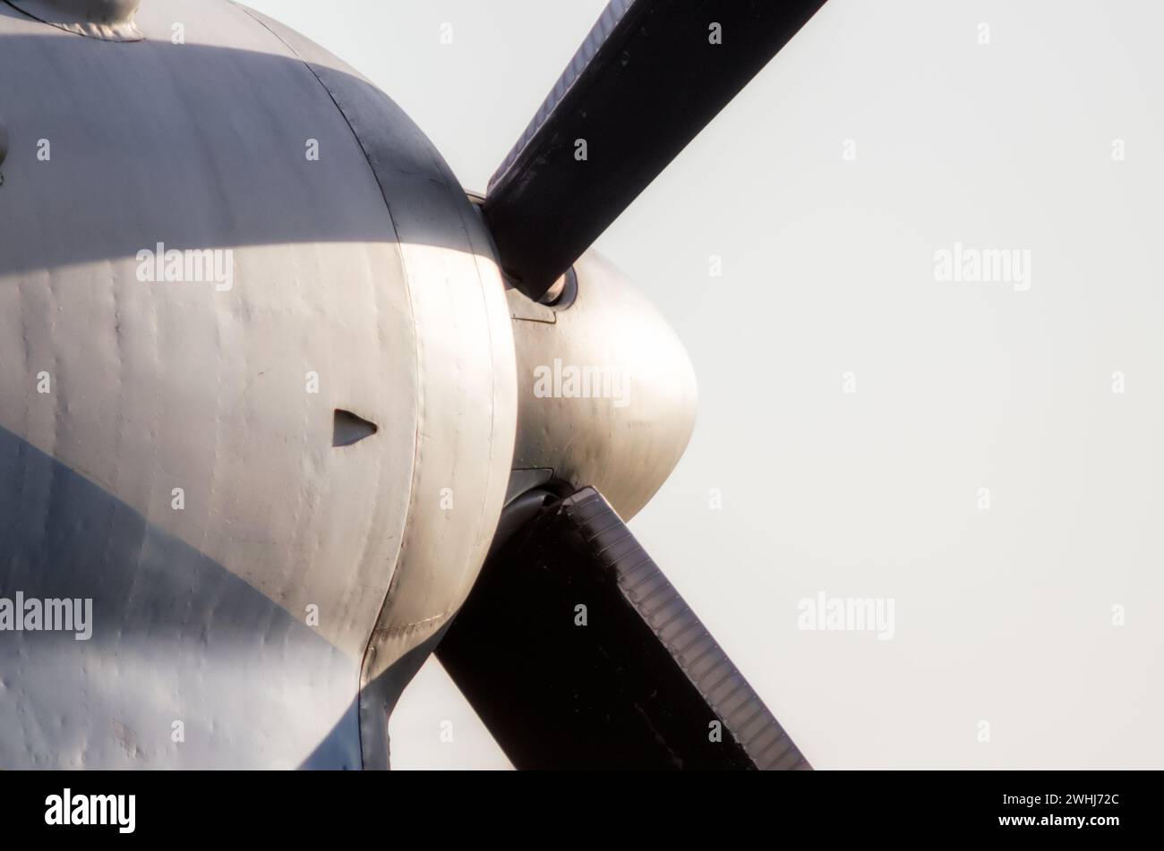 Propeller screw hi-res stock photography and images - Alamy