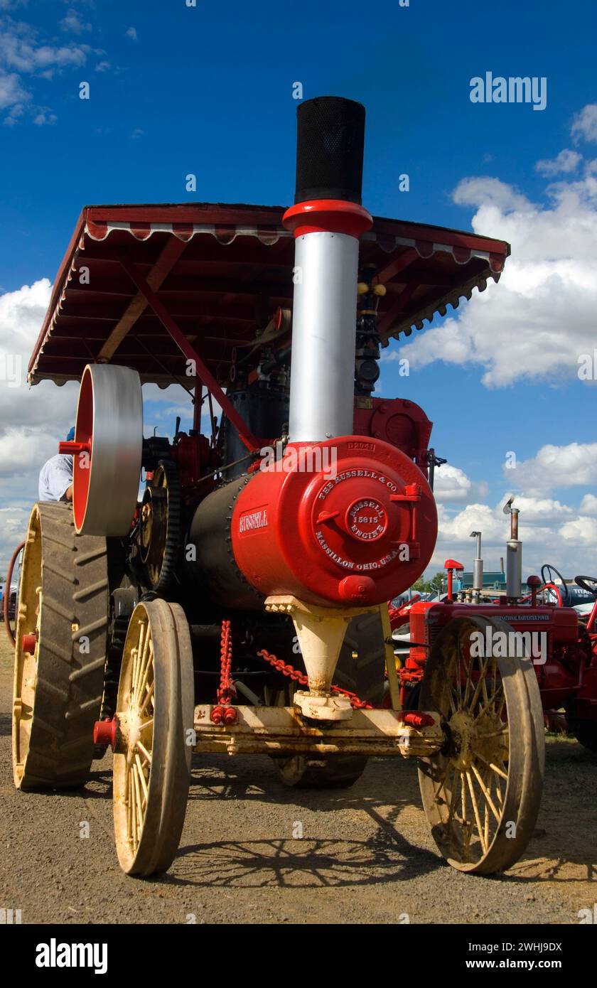 Russell steam traction engine tractor, Great Oregon Steam-Up, Antique ...