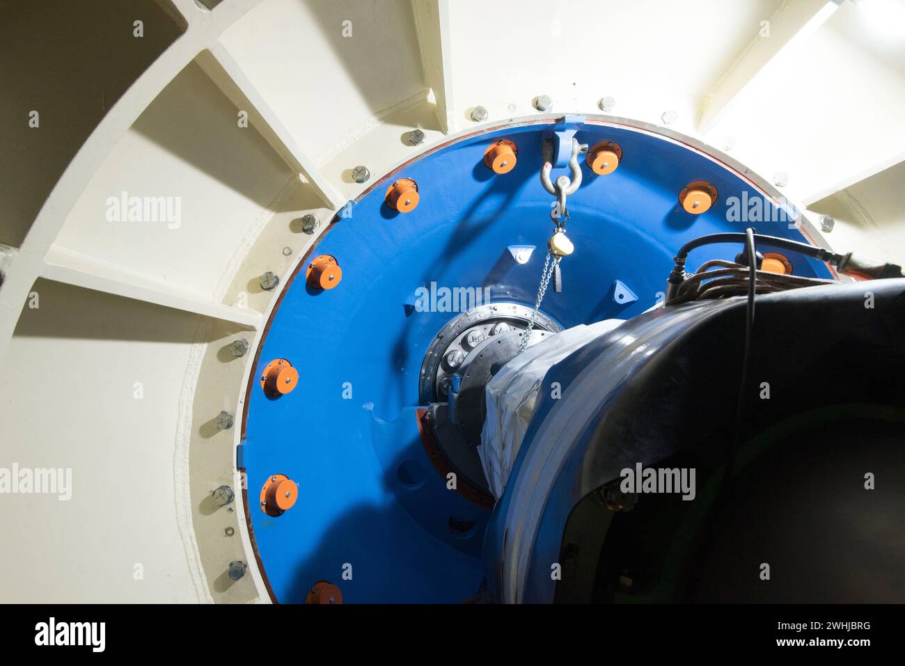 Turbine a rotary mechanical device Stock Photo - Alamy