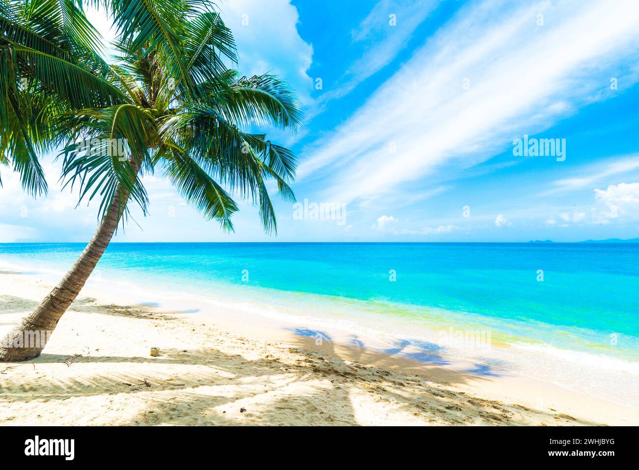 Lifestyle tropics tropical island hi-res stock photography and images ...