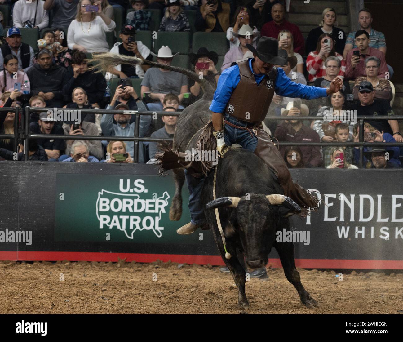 Cedar Park, Usa . 09th Feb, 2024. Lucas Divino rides bull named Guess ...
