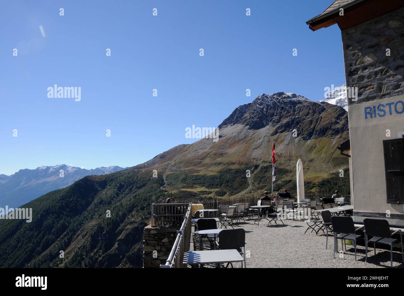 Das Bergrestaurant über der Alp Grüm bietet eine fantastische ...