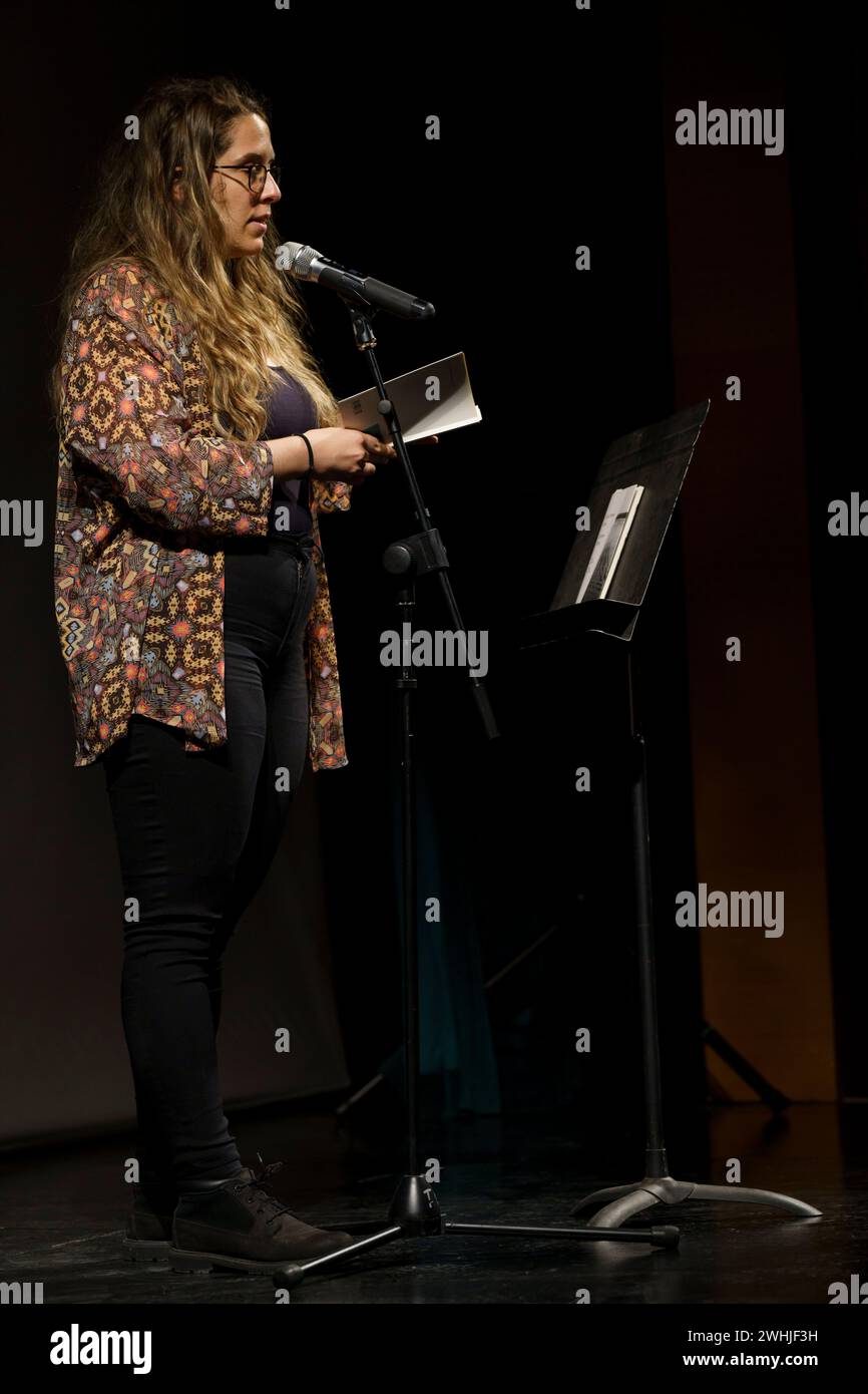 Laura torres hi-res stock photography and images - Alamy