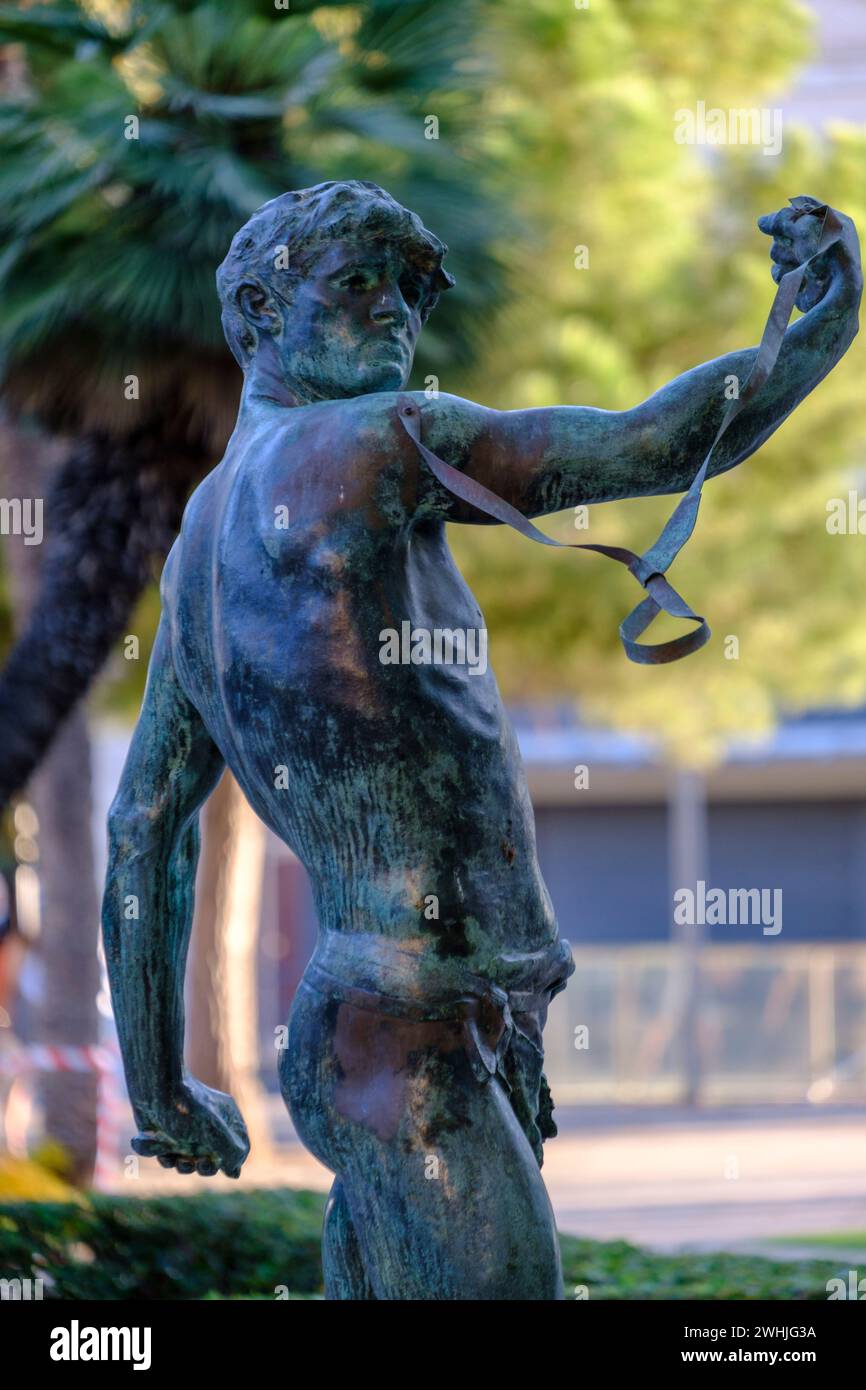 Es foner statue hi-res stock photography and images - Alamy
