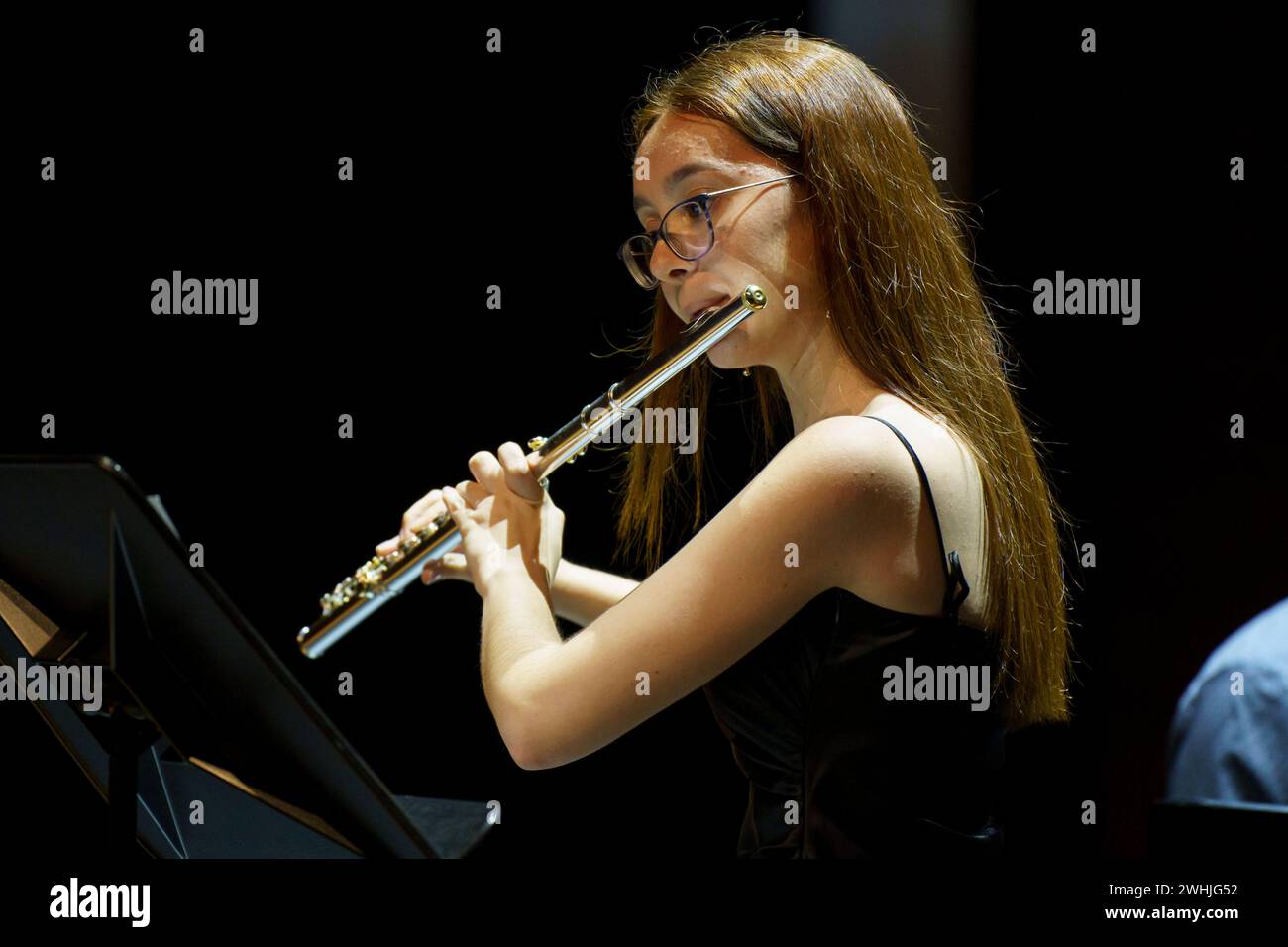 Successive sounds hi-res stock photography and images - Alamy