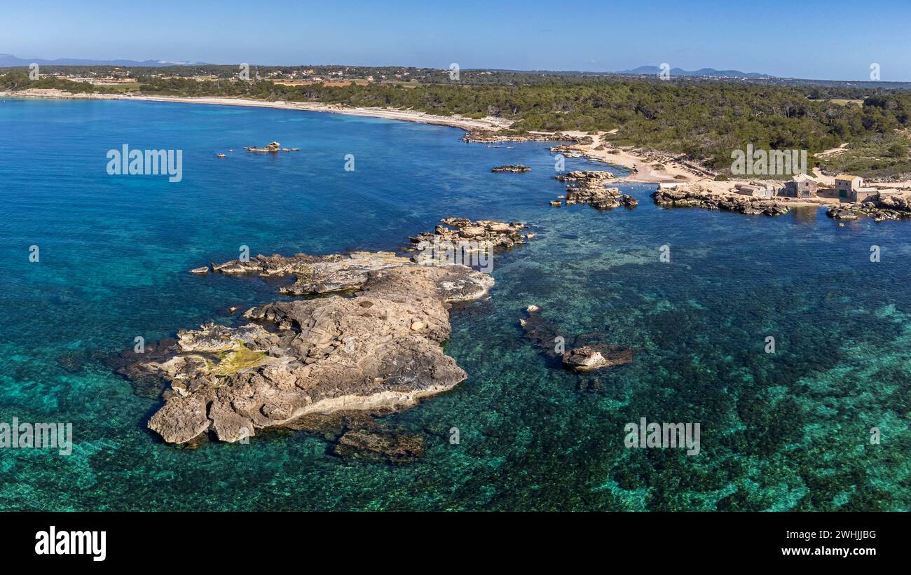 Islet beach hi-res stock photography and images - Alamy