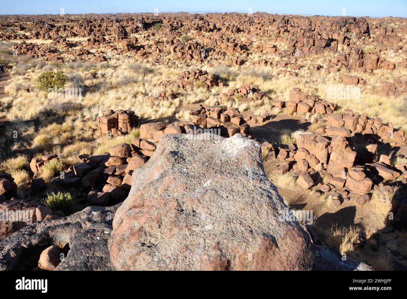 Der Spielplatz der Giganten im Süden Namibias. Giants Playground in the ...