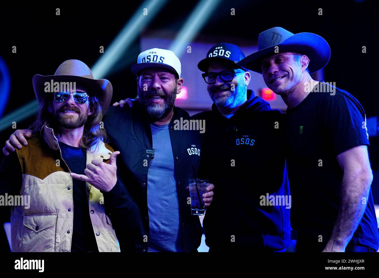 Slapfighting hi-res stock photography and images - Alamy