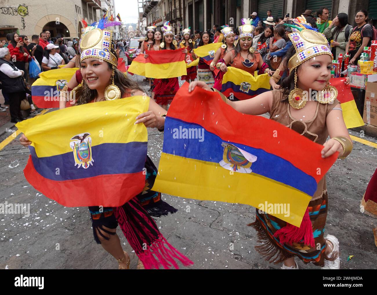 CUENCA-DESFILE CARNAVAL-2024 Cuenca,Ecuador 10 de febrero de 2024 La ...