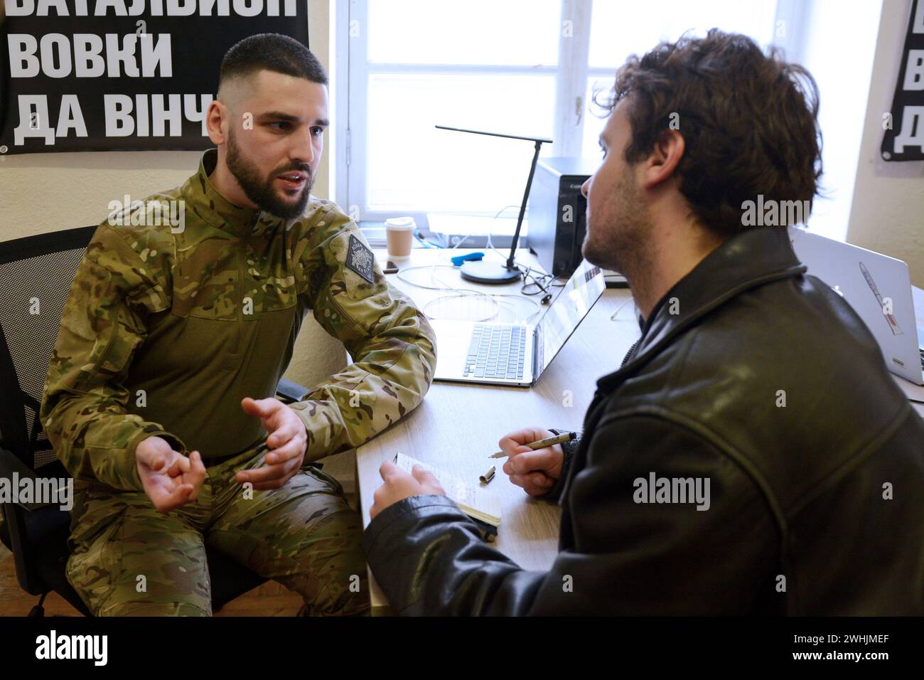 Fighters of the "Da Vinci Wolves" battalion opened a recruiting center ...