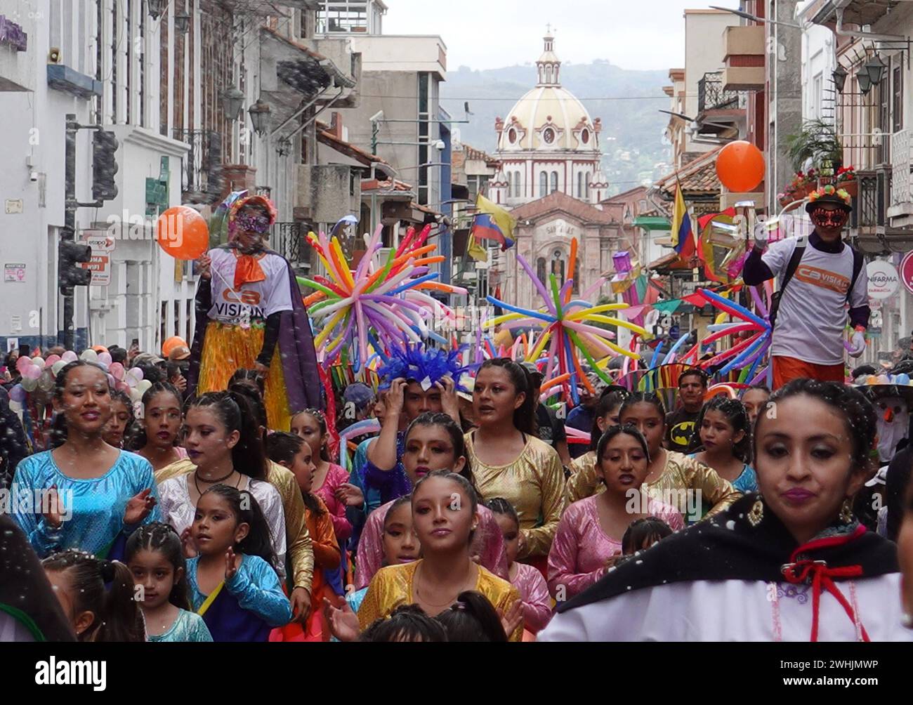 CUENCA-DESFILE CARNAVAL-2024 Cuenca,Ecuador 10 de febrero de 2024 La ...