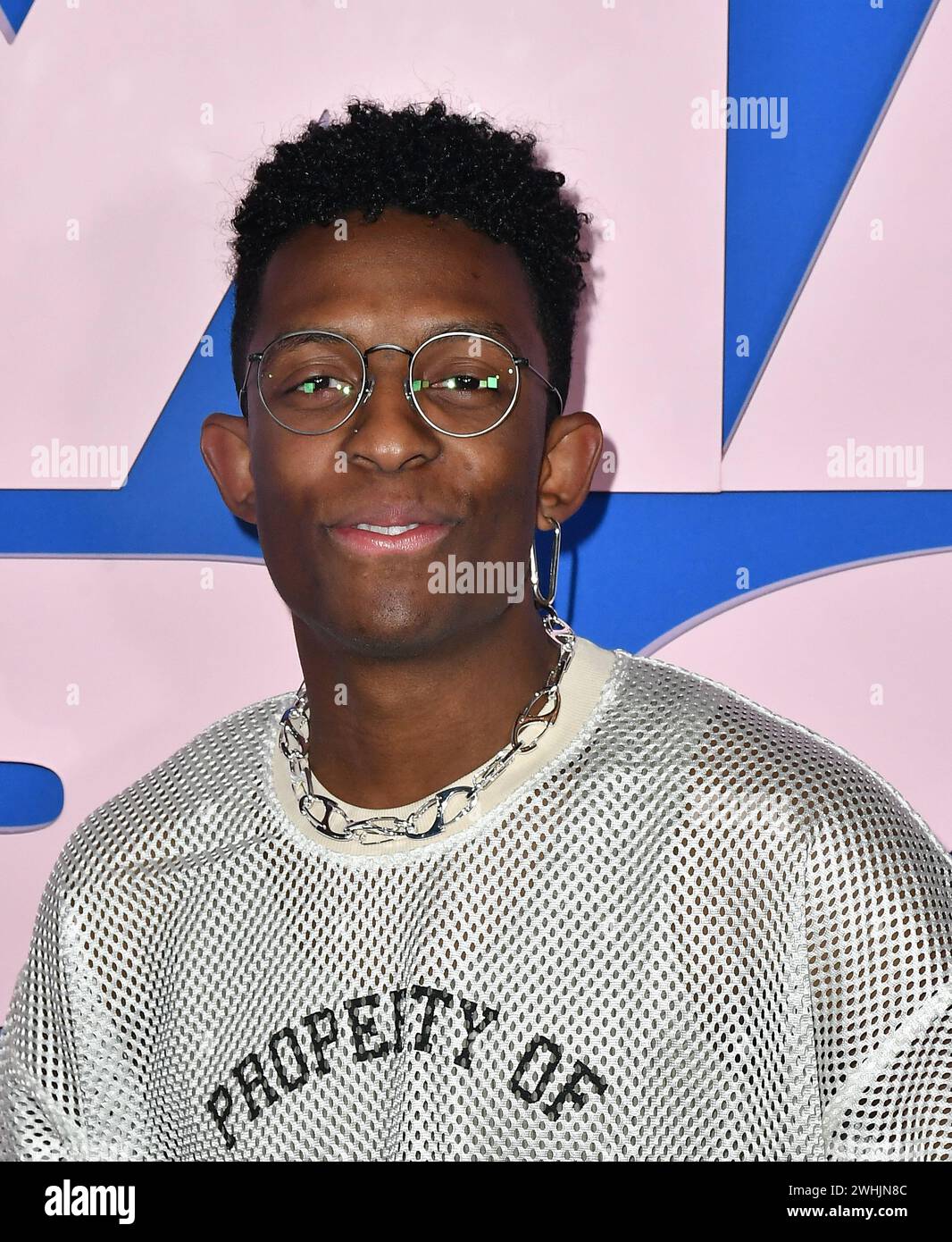 Ea sports house hi-res stock photography and images - Alamy