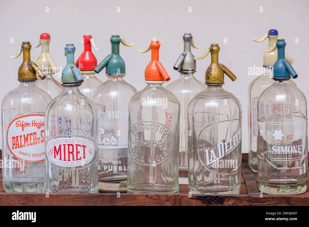 Traditional mechanism hi-res stock photography and images - Alamy