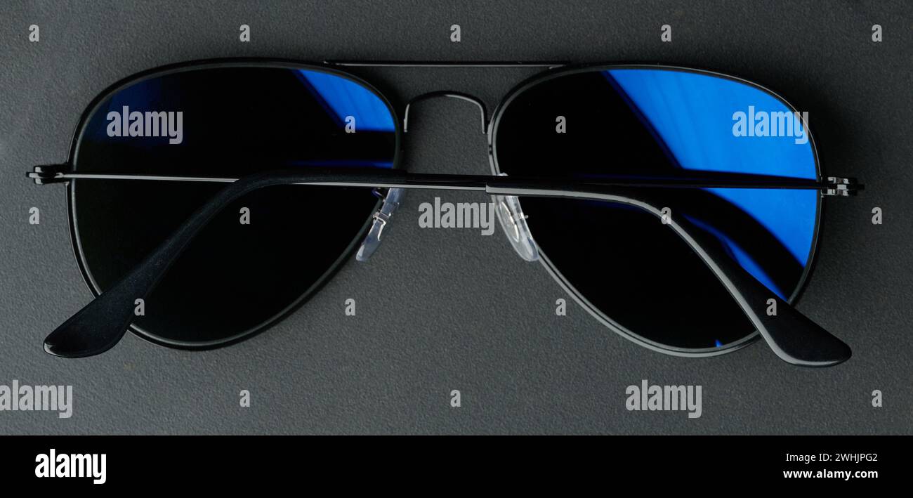 Gray sunglasses hi-res stock photography and images - Alamy