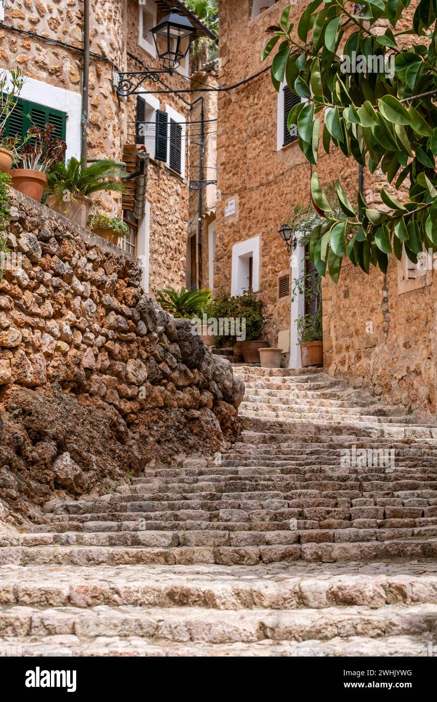 Typical street stairs hi-res stock photography and images - Alamy