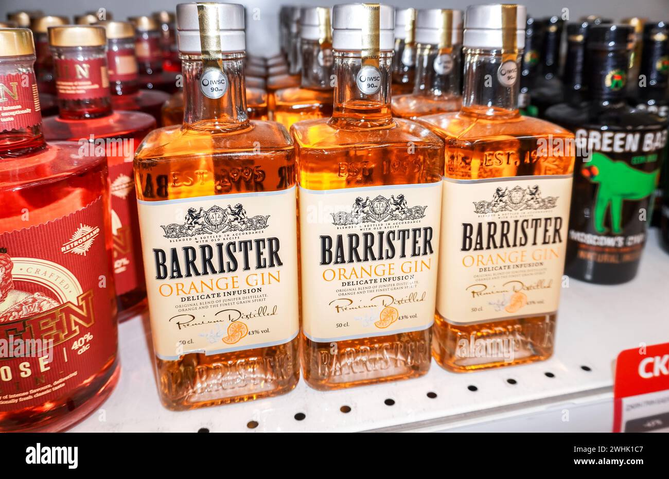 Pinc gin hi-res stock photography and images - Alamy