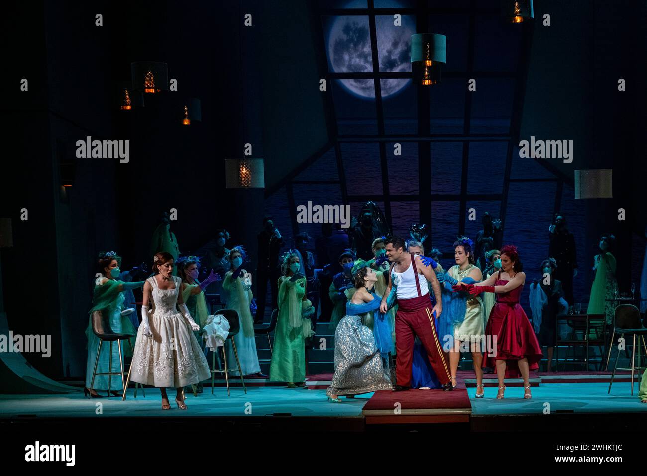 The elixir of love opera hi-res stock photography and images - Alamy