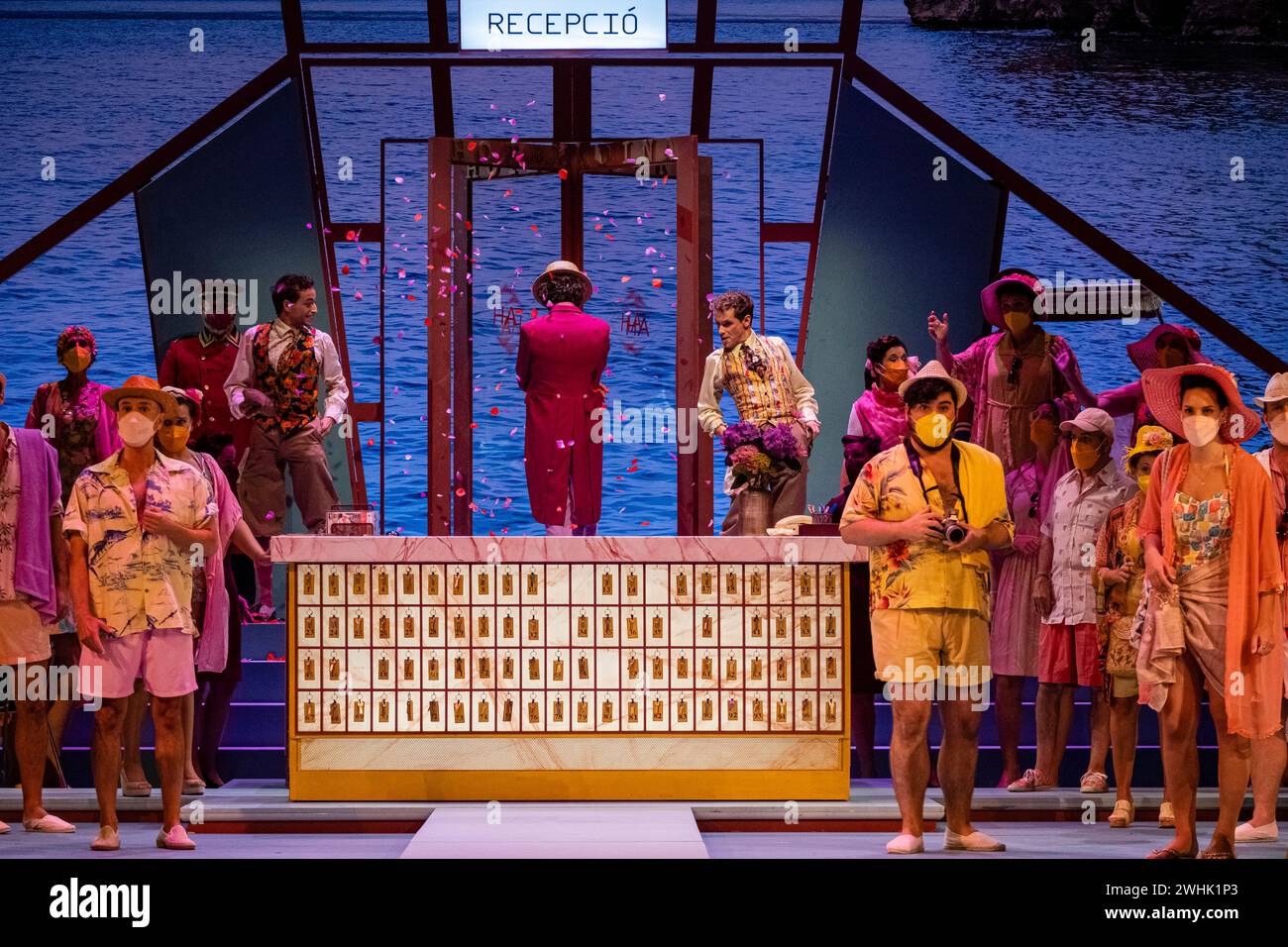 The elixir of love opera hi-res stock photography and images - Alamy