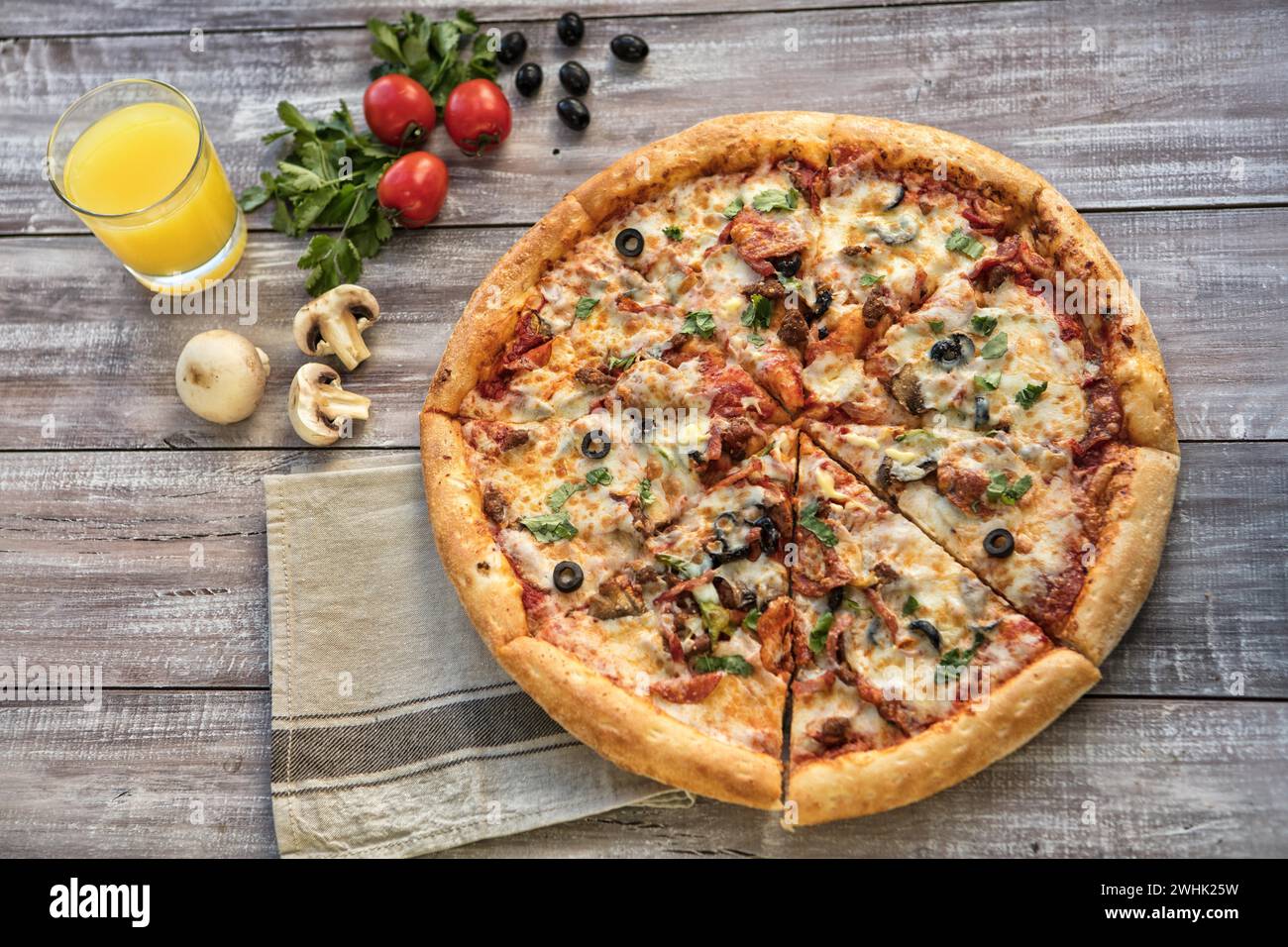 Wooden pizza table hi-res stock photography and images - Alamy