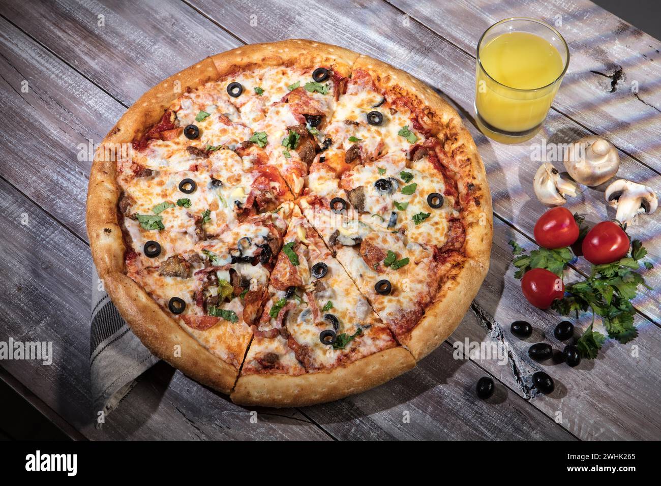 Wooden pizza table hi-res stock photography and images - Alamy