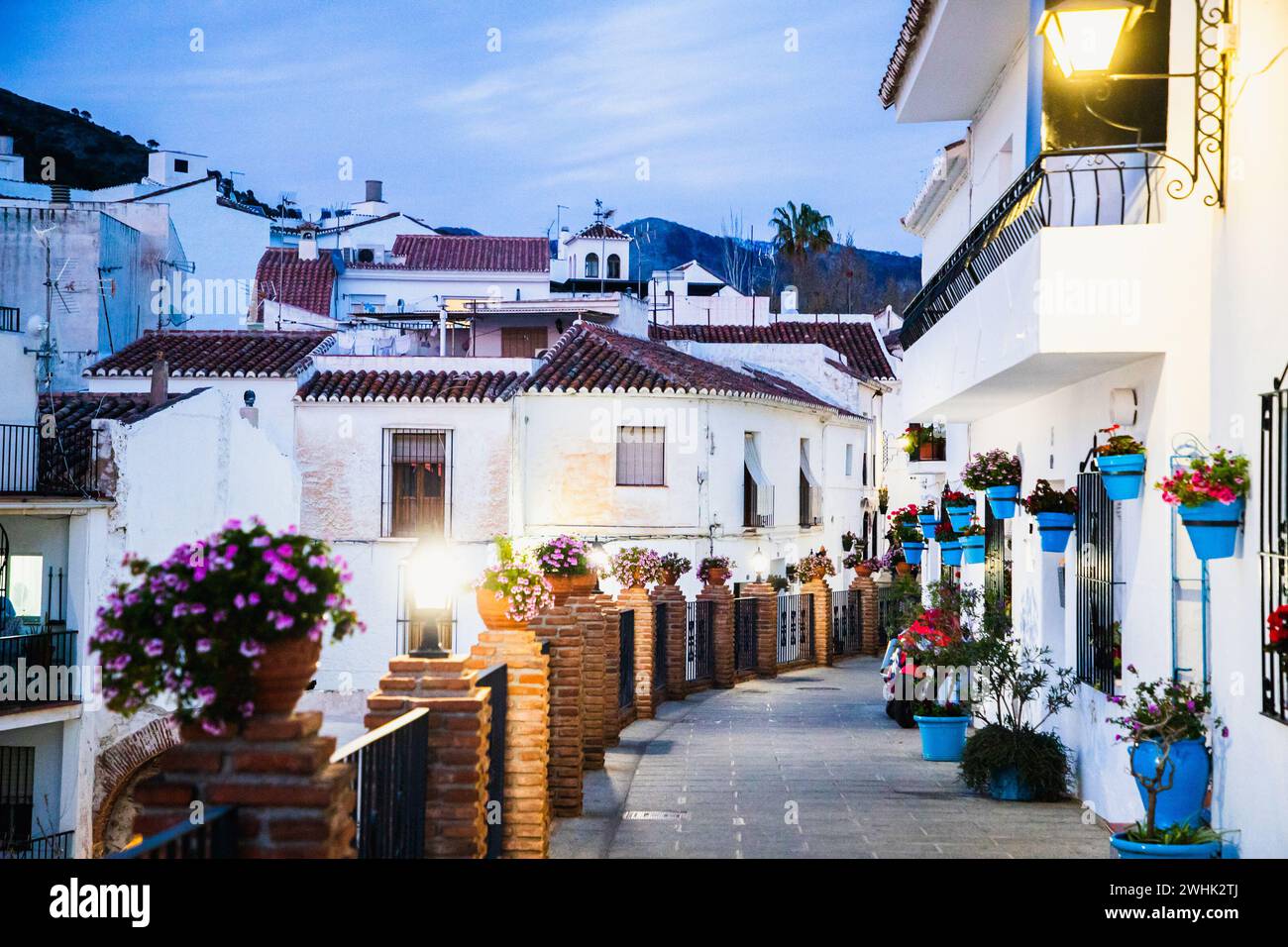 Picturesque whitewashed house facade hi-res stock photography and ...