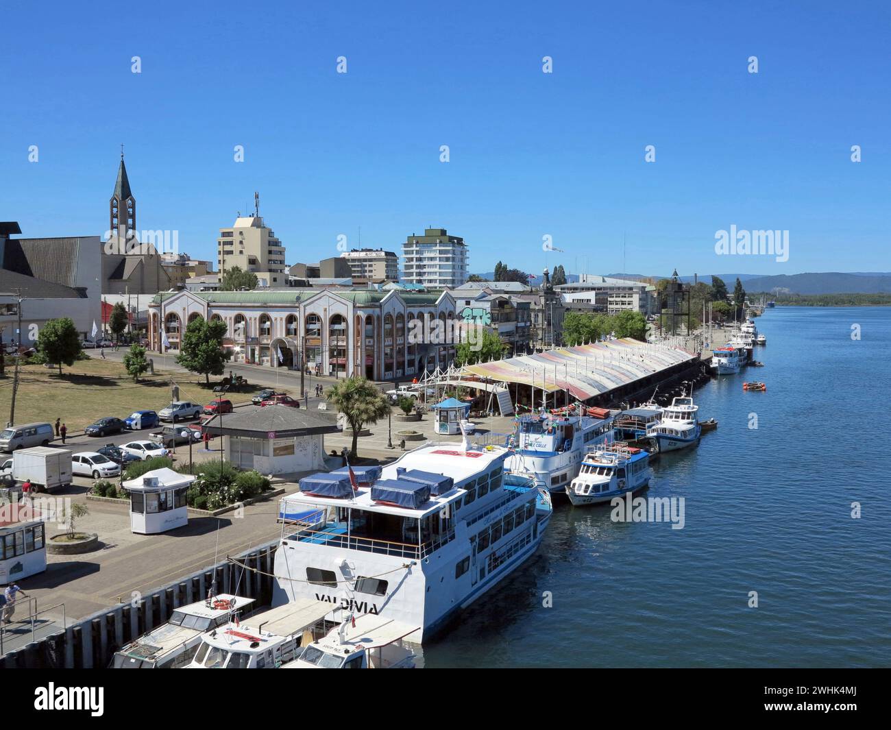 Valdivia chile building hi-res stock photography and images - Alamy
