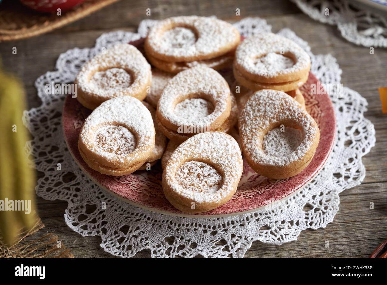 Easter cookies in shape hi-res stock photography and images - Alamy