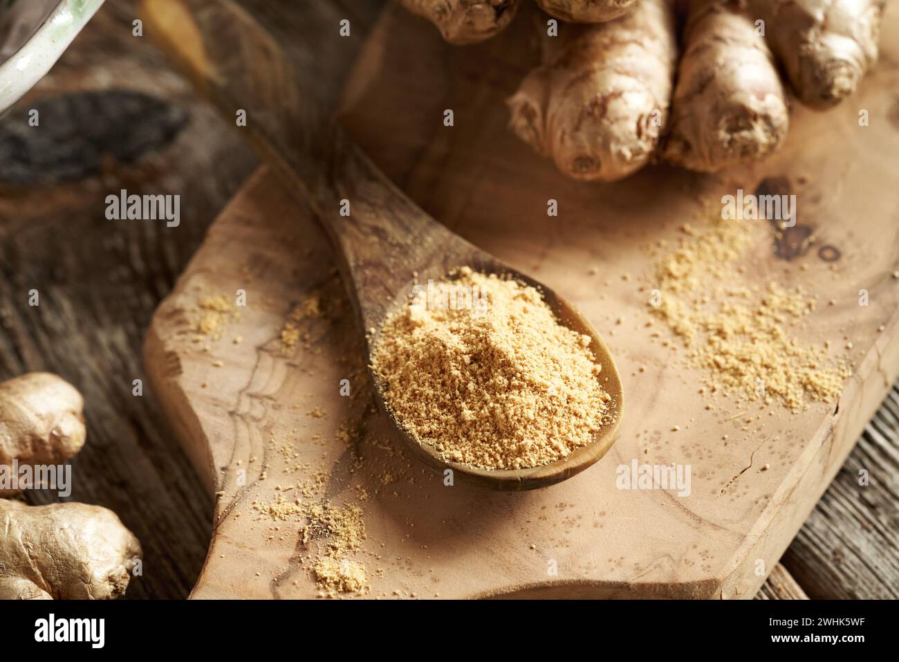 Ginger root and powder hi-res stock photography and images - Alamy