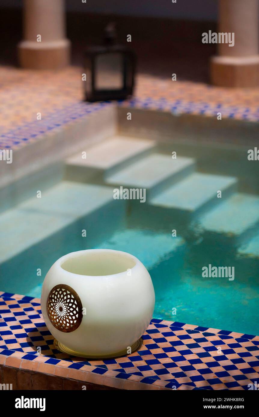Moroccan pool hi-res stock photography and images - Alamy