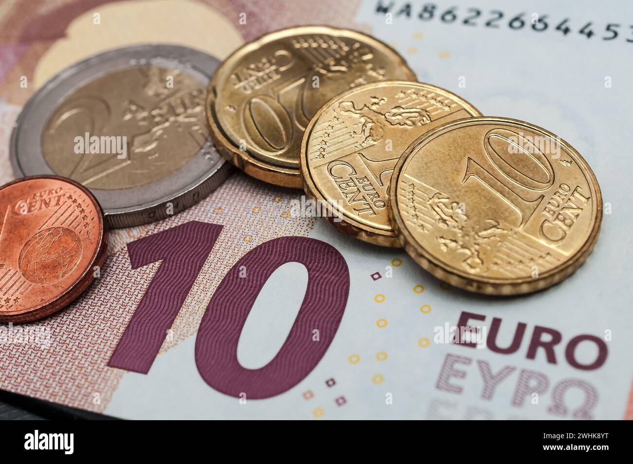 Minimum wage â‚¬12.41 from 01.01.2024 in Germany Stock Photo - Alamy
