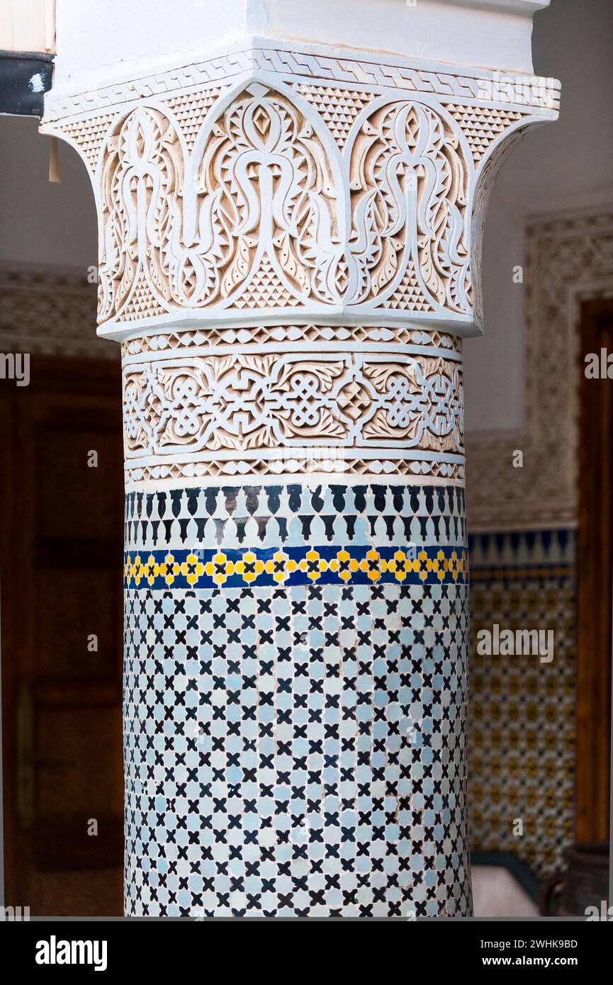Columns in Riad, Column, traditional, decorated, ornament, decoration ...