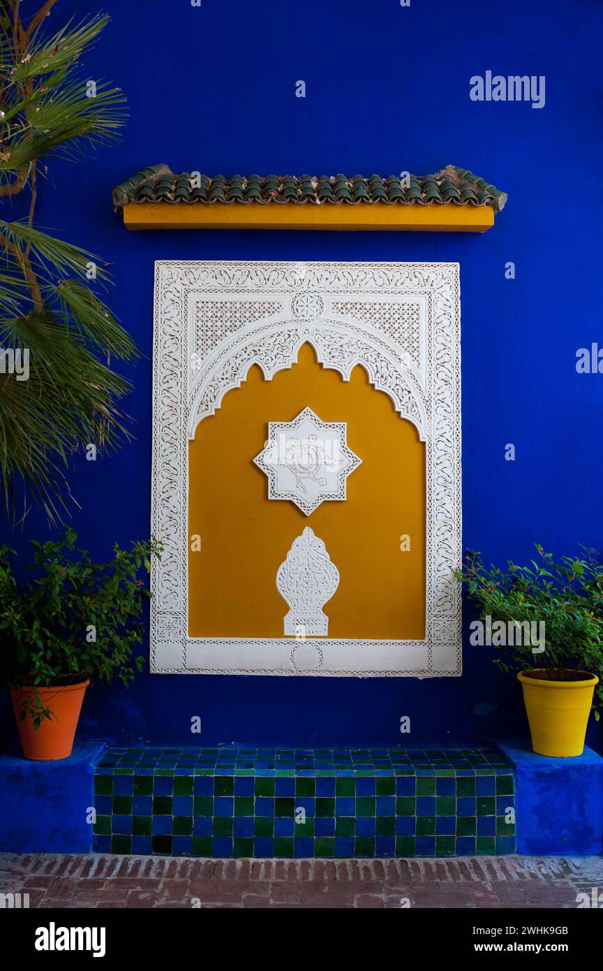 Islam art hi-res stock photography and images - Alamy