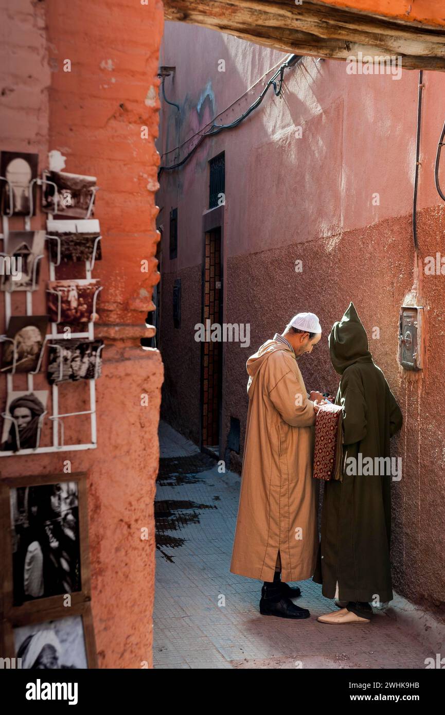 Moroccan, men, Islam, Muslim, local, traditional costume, trade in the ...