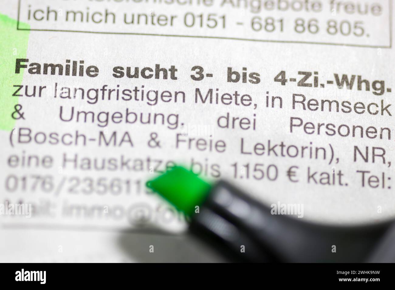Symbol image for housing shortage, housing advert and highlighter ...
