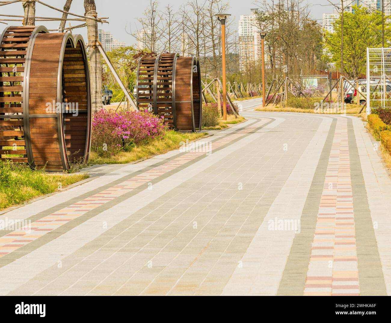 Brick walkway through park hi-res stock photography and images - Alamy