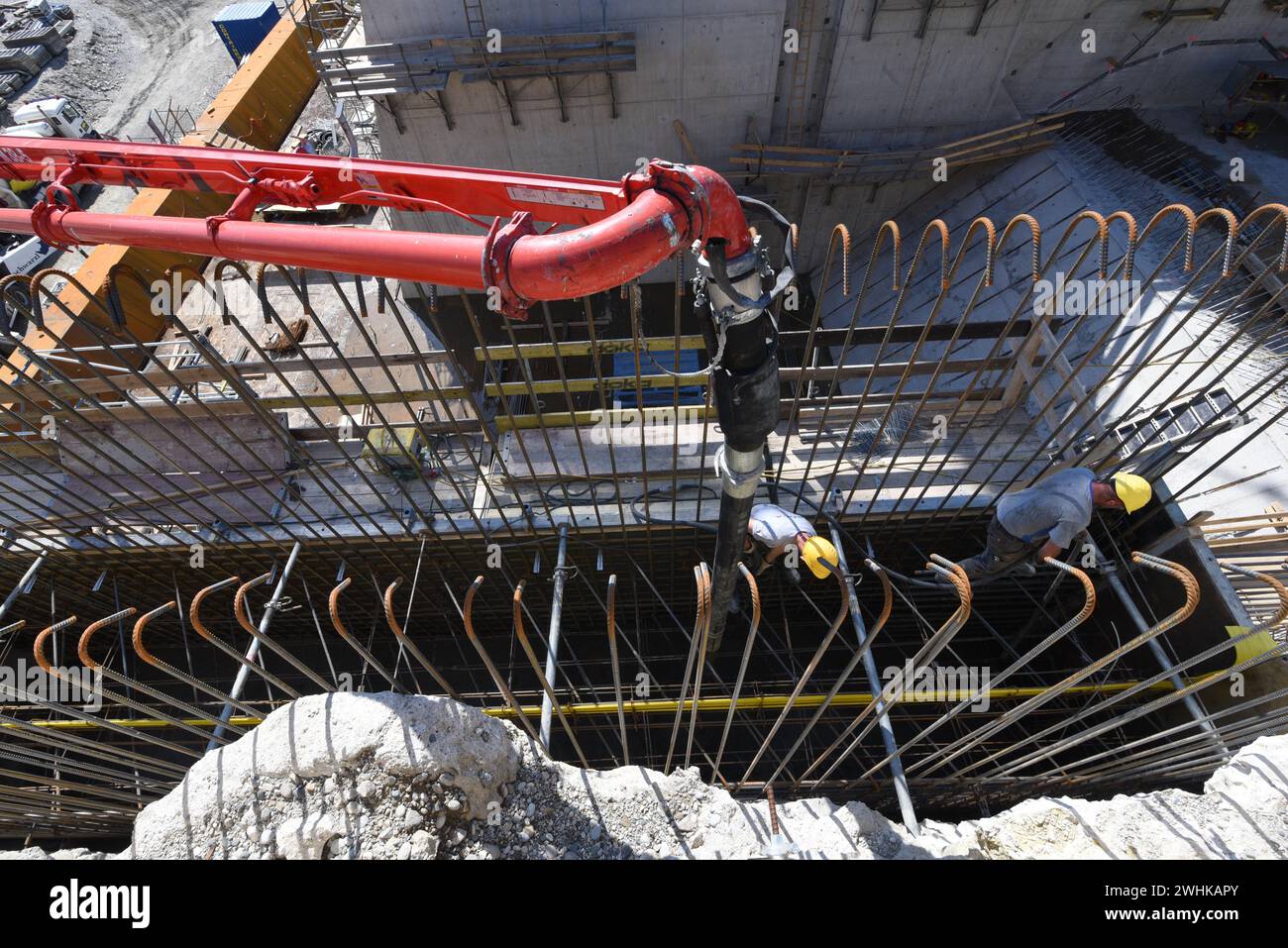 Concrete construction building hi-res stock photography and images - Alamy