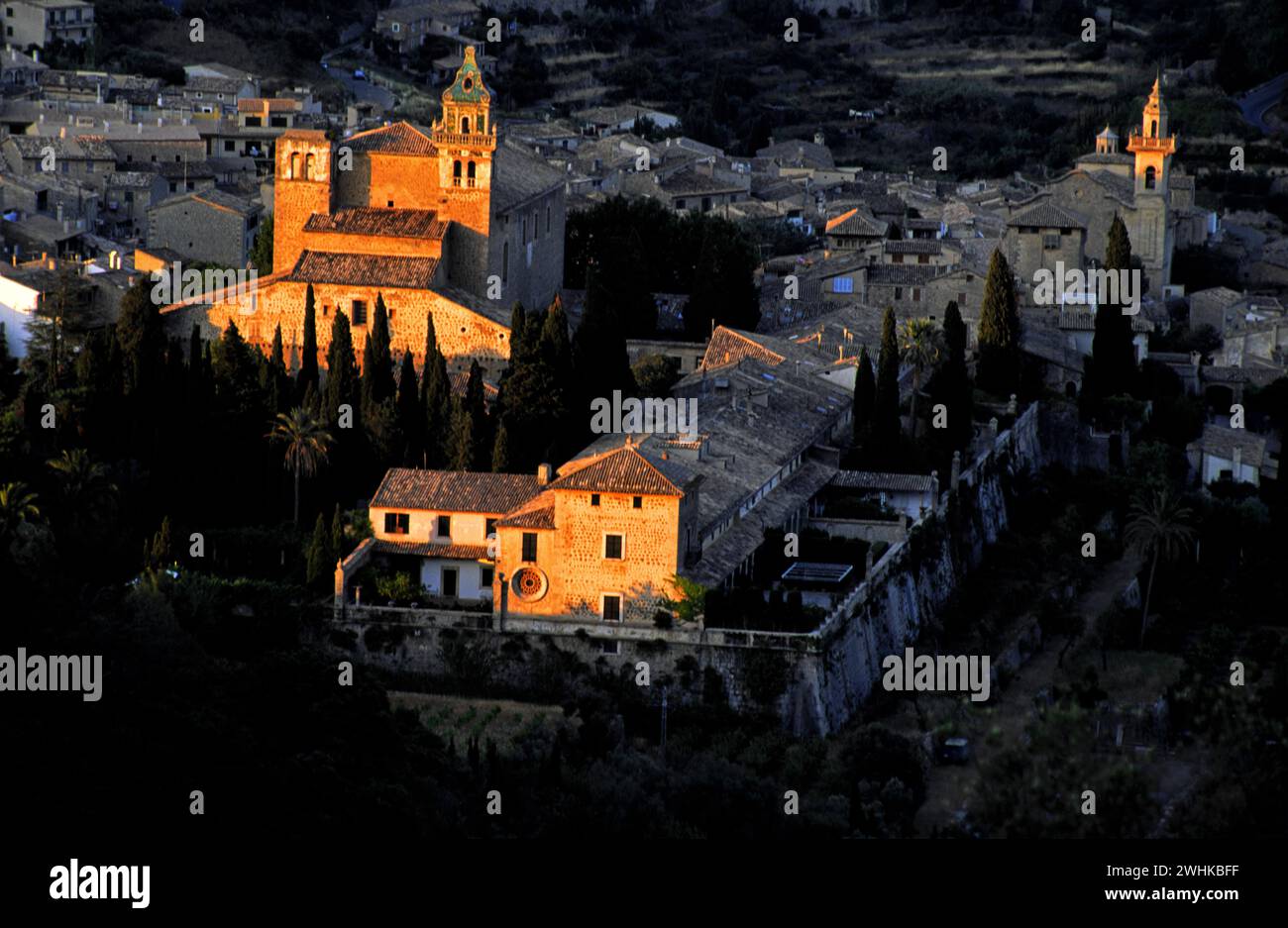 Monjes cartujos hi-res stock photography and images - Alamy