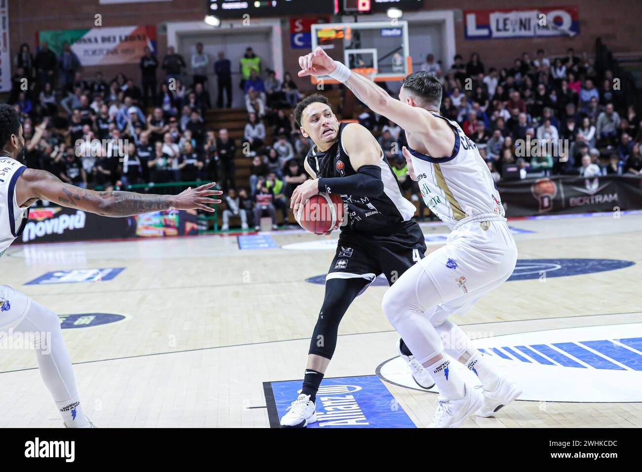 Tortona, Italy. 10th Feb, 2024. #4 Ross Colbey (Bertram Derthona Basket ...