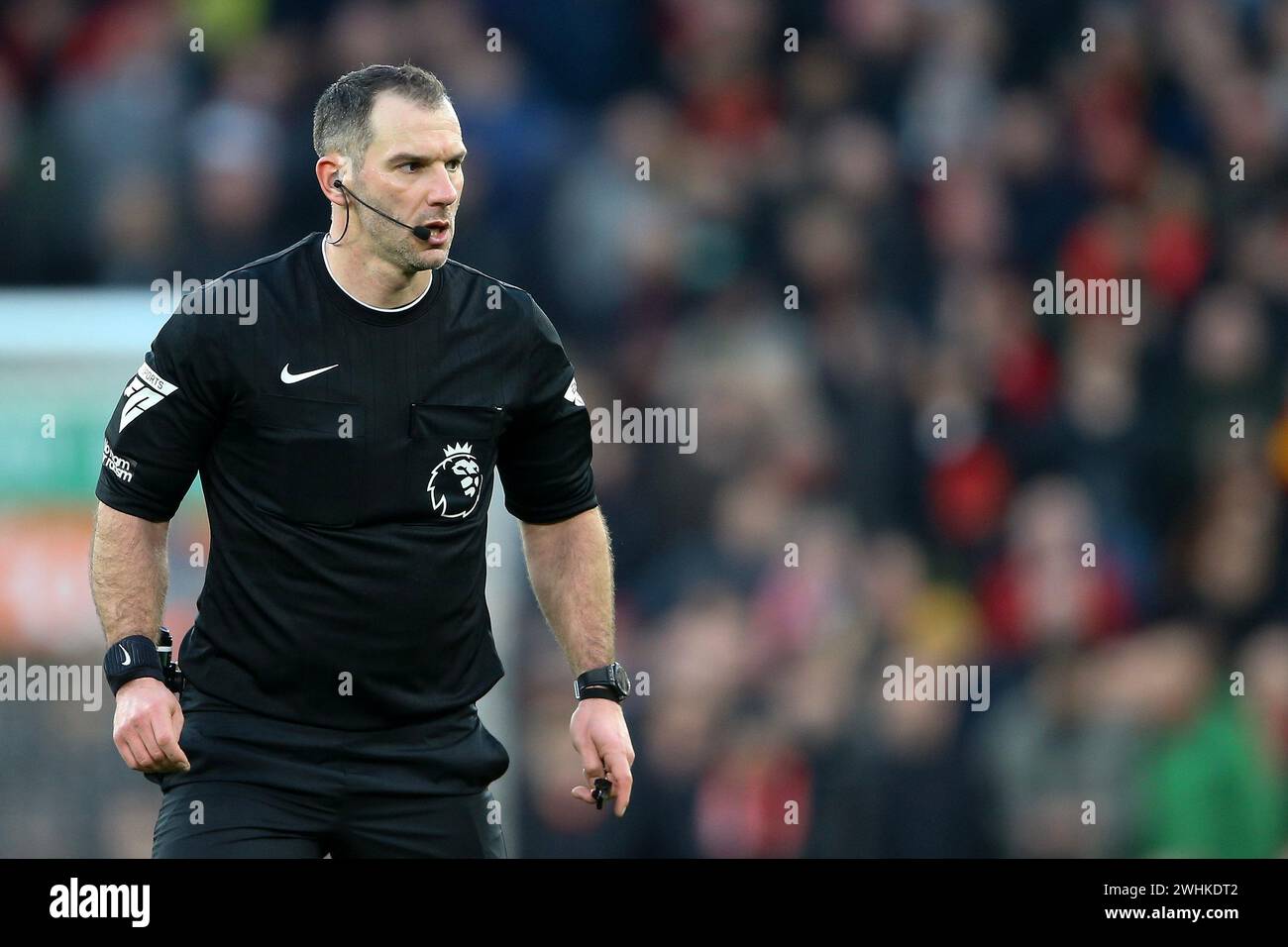Tim robinson referee hi-res stock photography and images - Alamy