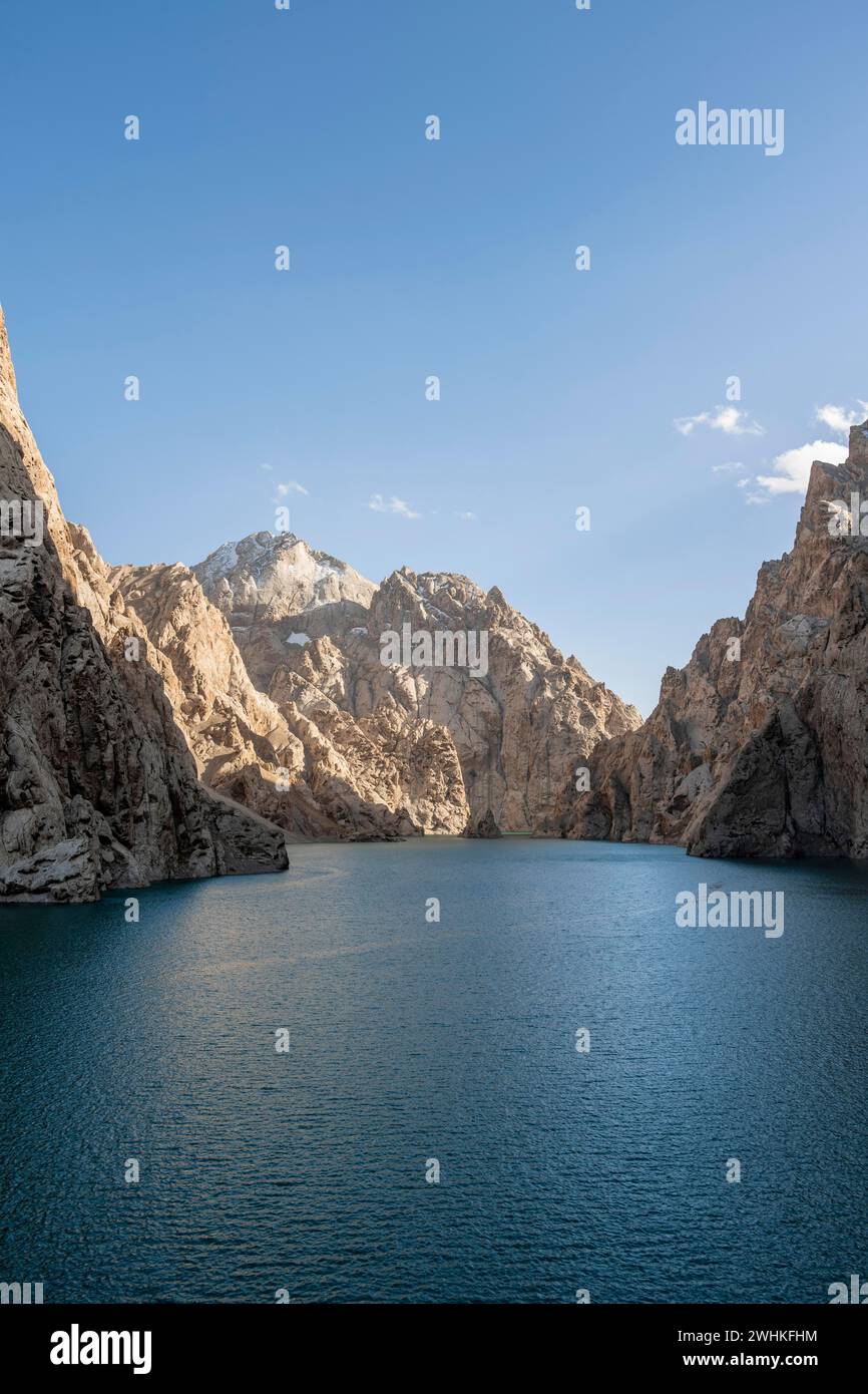 Mountain lake Kol Suu, Sary Beles Mountains, Naryn Province, Kyrgyzstan ...