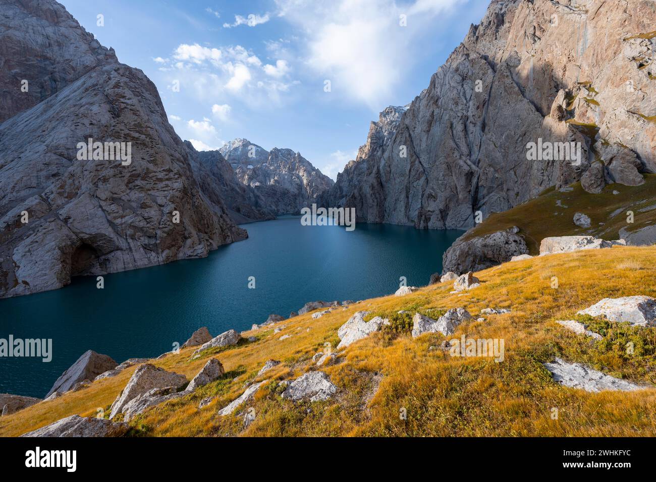 Mountain lake Kol Suu, Sary Beles Mountains, Naryn Province, Kyrgyzstan ...